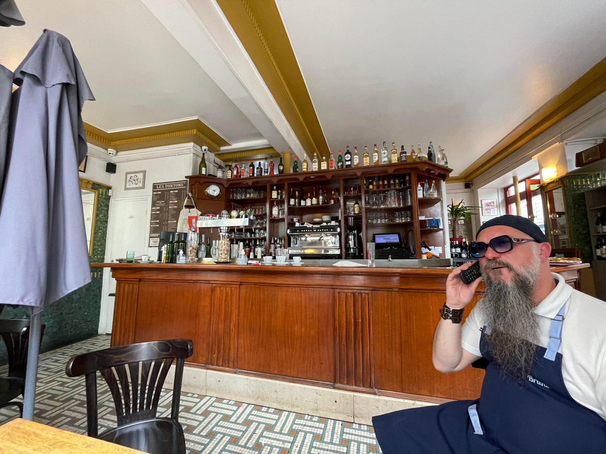 Paris : un bon tartare, dans l'ambiance des "Tontons Flingueurs"