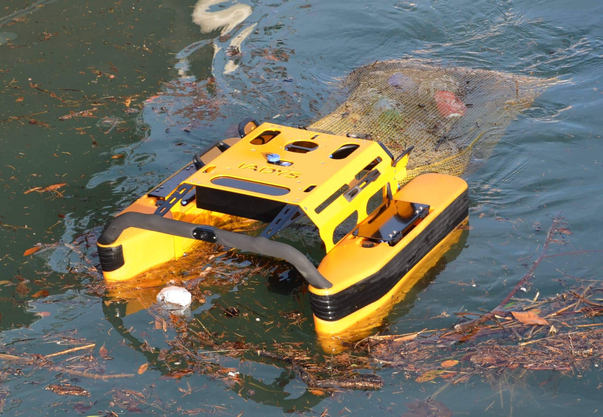 Le Jellyfishbot, un robot autonome qui dépollue les eaux