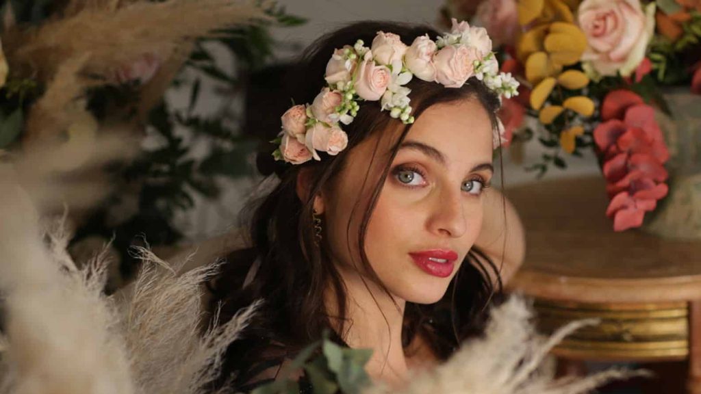 La chanteuse Mennel se confie sur l'après "The Voice"